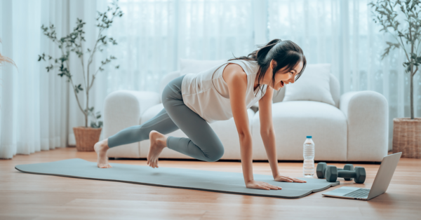 7 ejercicios de cardio en casa para estar en forma | Granvita